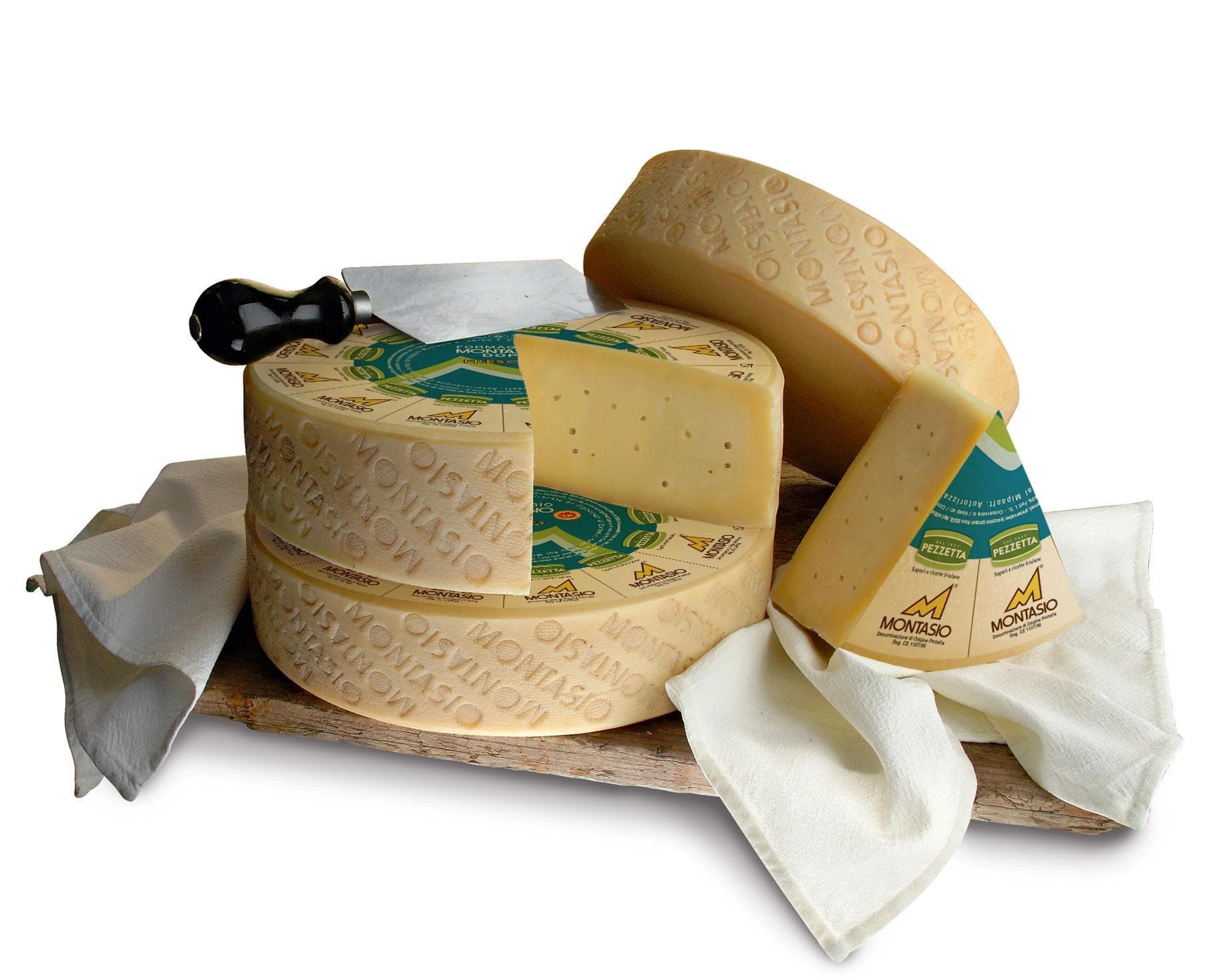 COW'S MILK CHEESE - FRESH MONTASIO DOP - 60 DAYS 047 | Tavola Italia