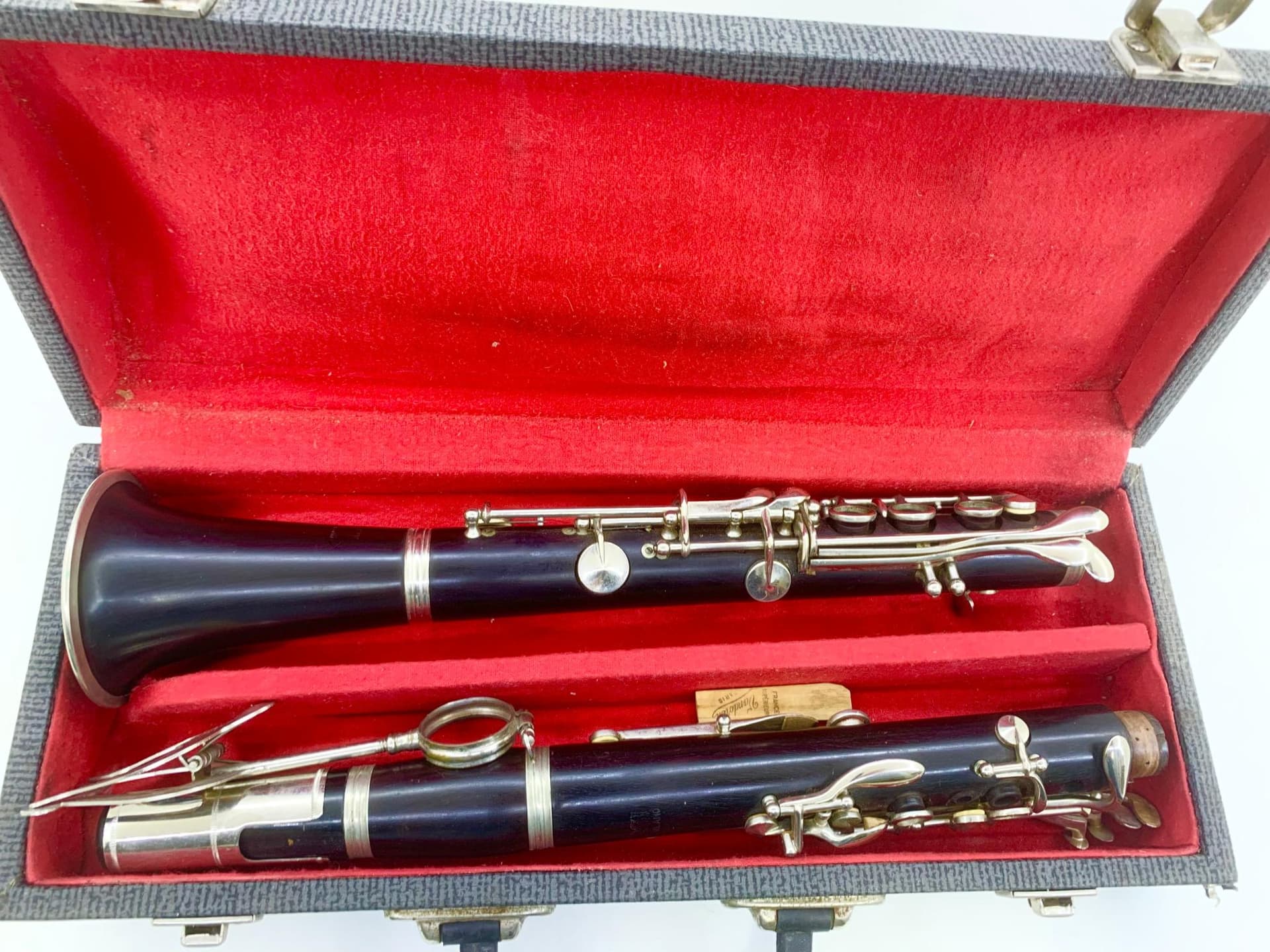 Clarinetto Orsi Milano | MOBILI USATI DI PRIMA MANO